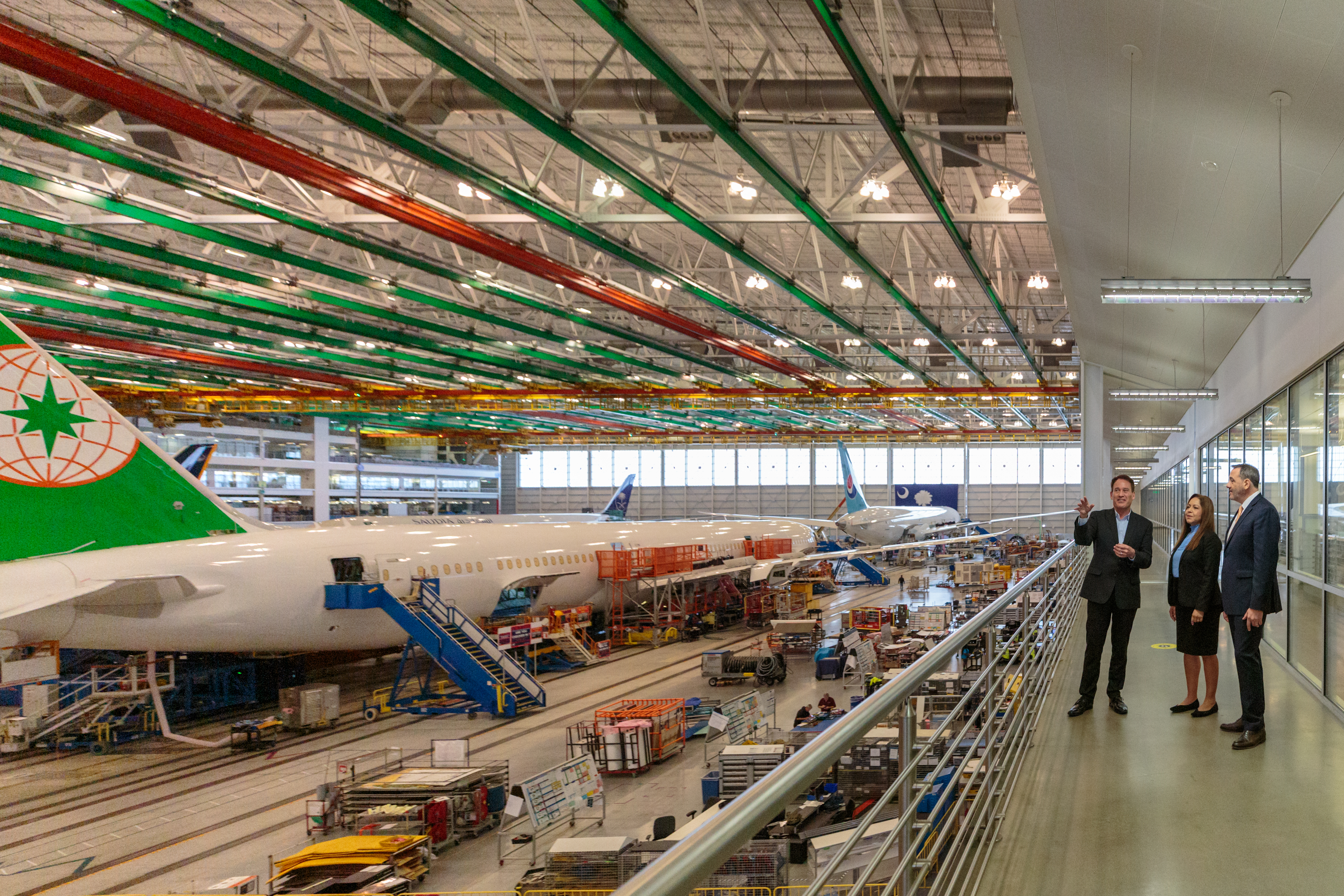 Overview :: AerCap Holdings N.V. (AER)