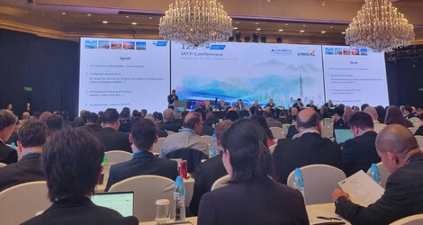 News :: AerCap Holdings N.V. (AER)